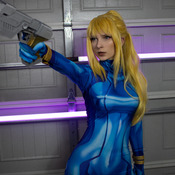 Samus Cosplay - Frailu. 10 photos Cosplay (Fake Gun)