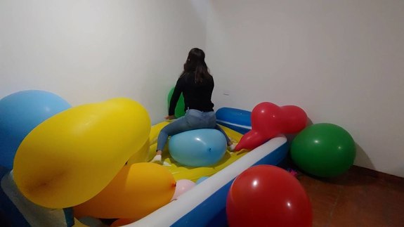 Balloons pop by Ary!!! - julielooner. In this video Ary have a ...