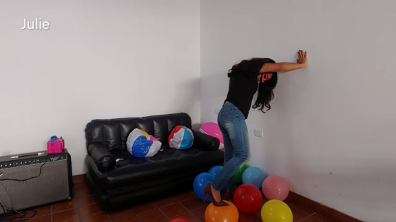 Small Balloons Blow And Sit To Pop Julielooner On This Video I Was