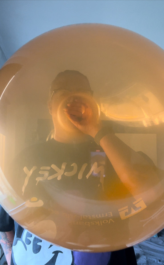 Orange advertising balloon b2p :-o - Ballons . Look at my new Video ...