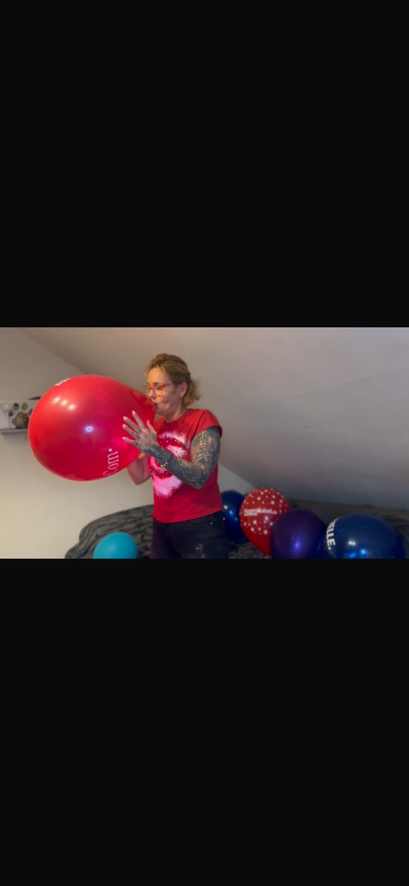 Danny blow to pop two balloons - Starloons. Danny blow to pop two ...